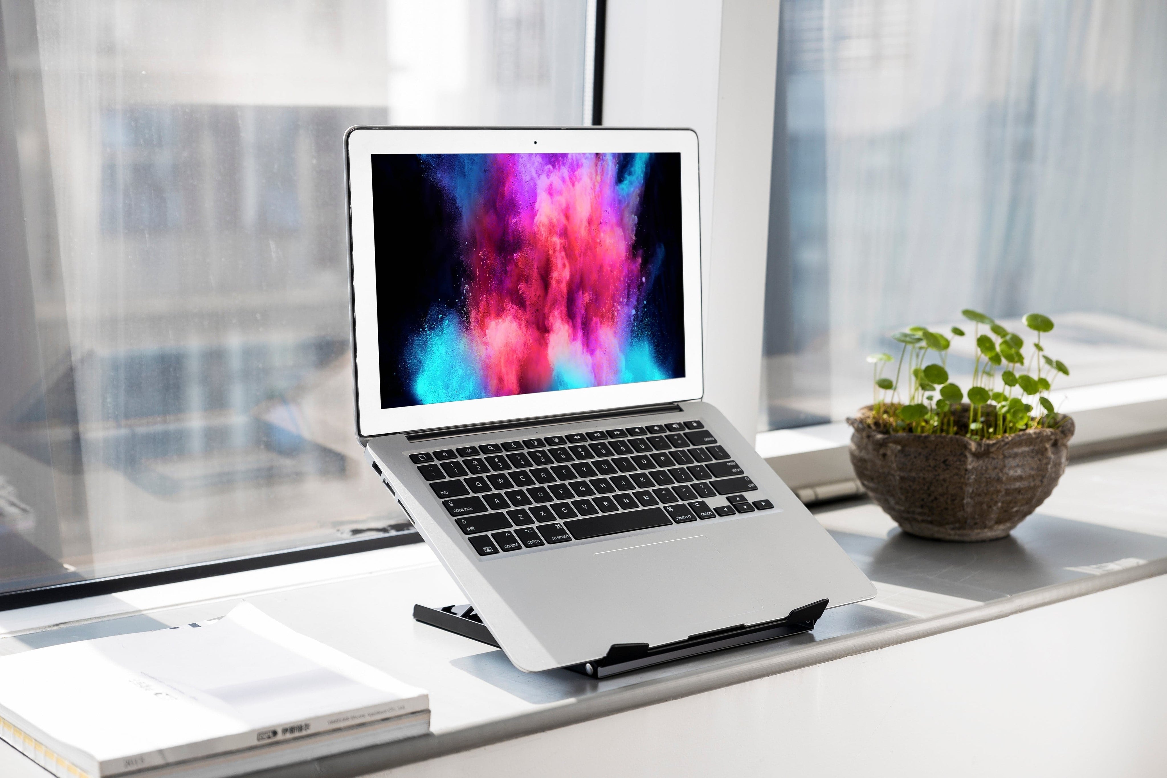 ProperAV Steel Construction Laptop or Tablet Stand with 5 Adjustable S ...